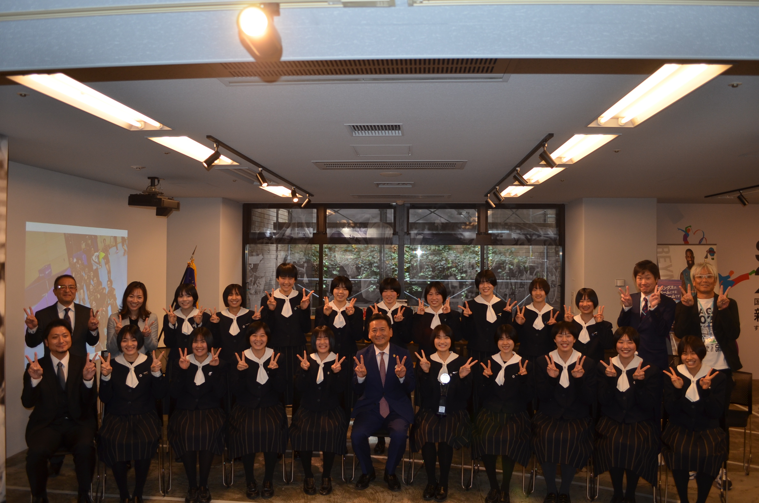 知事表敬訪問に行ってきました！！ | 女子バレーボール部 | 佐賀清和中学校・高等学校 | Yellz（エールズ）