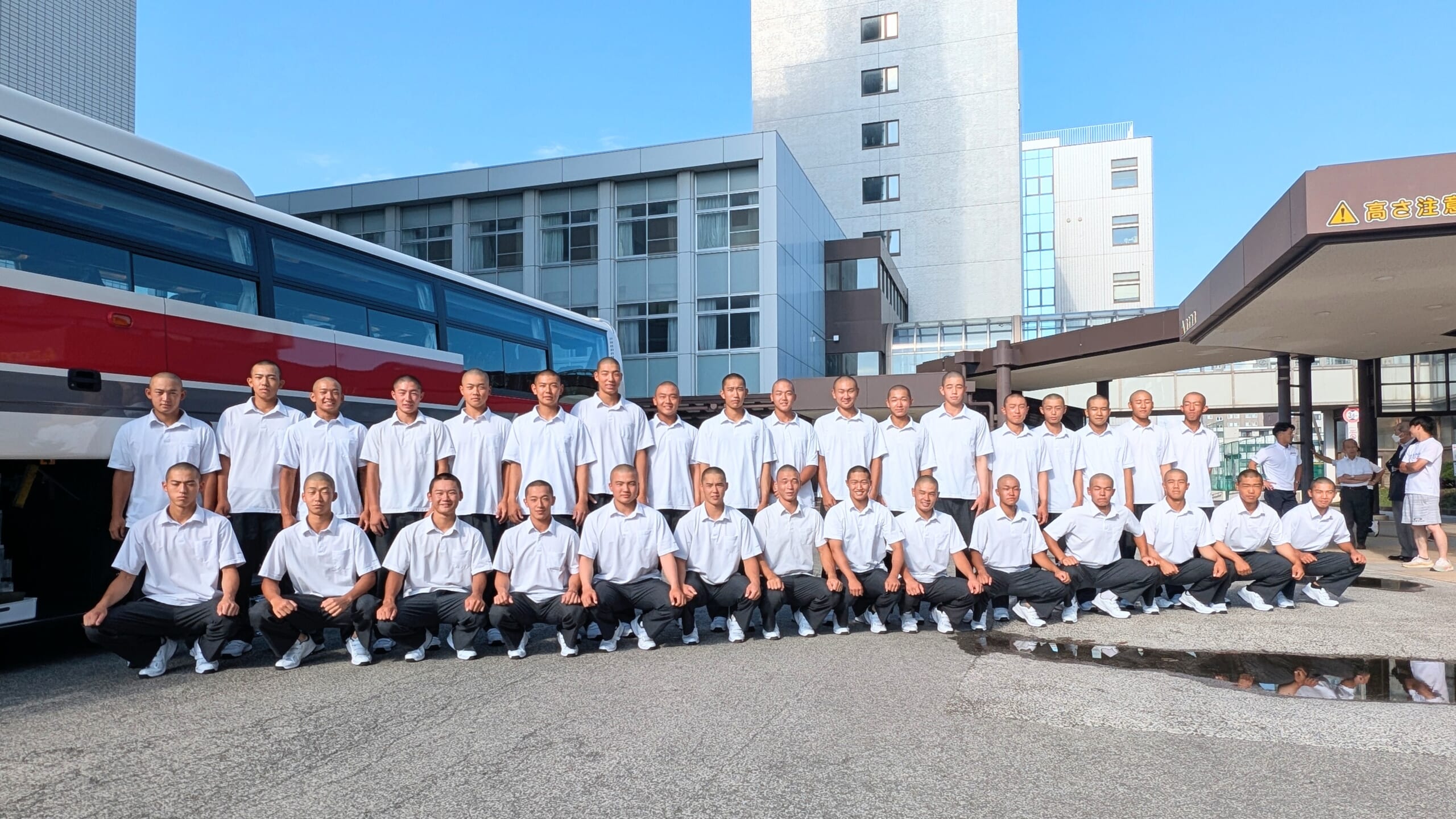 1500キロ先の聖地へ出発しました！！ | 硬式野球部 | 北海高等学校 | Yellz（エールズ）