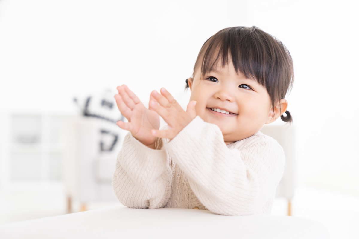 乳幼児期はいつまで？乳児・幼児それぞれの期間と特徴、意識したい育児ポイント - KIDSNA キズナシッター