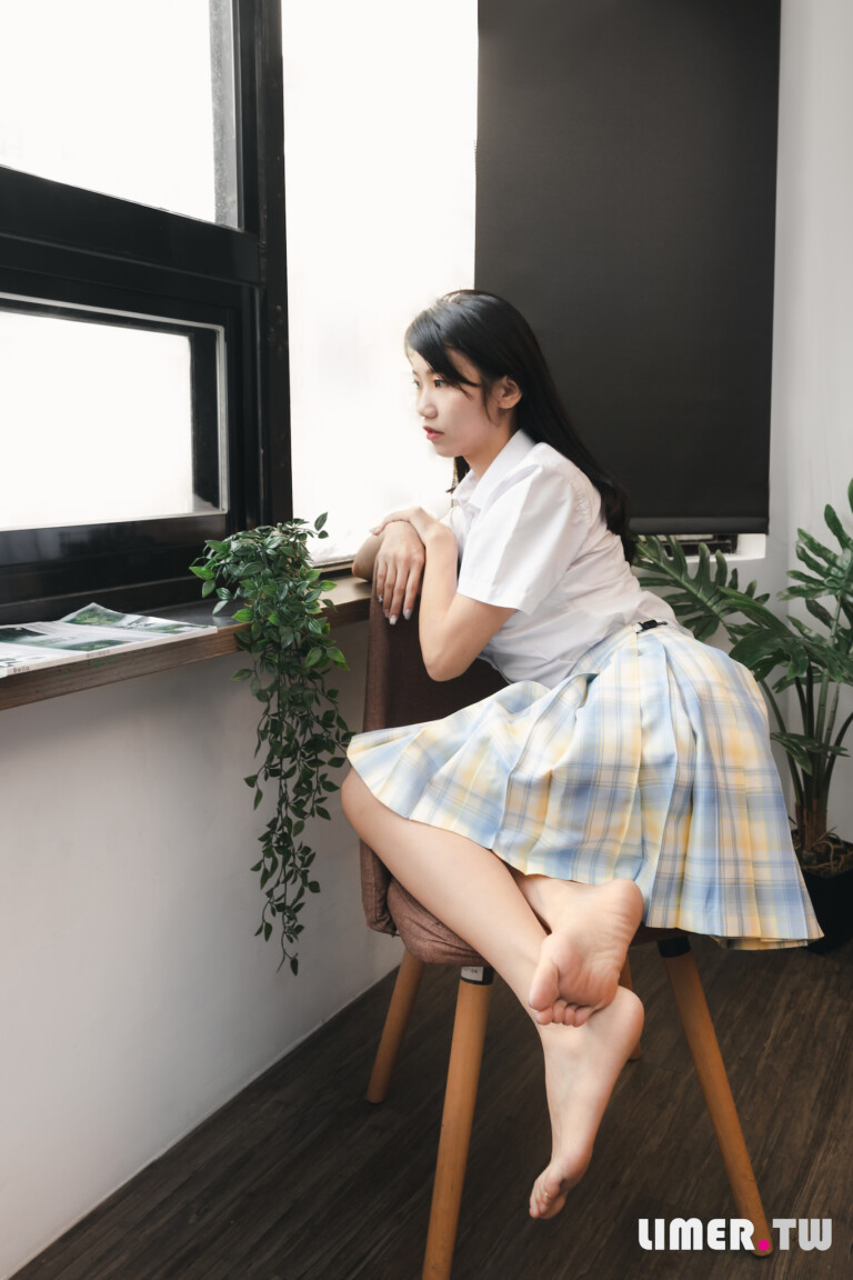 Limerence 伊芙蝶的課後輔導時間 125p + 11min 4K video - Limerence