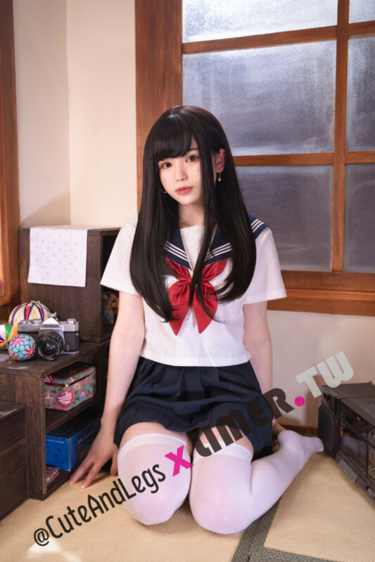 Limerence 兔言兔語。織泱 JK制服/白襪/絲襪/裸足 精選 - Limerence