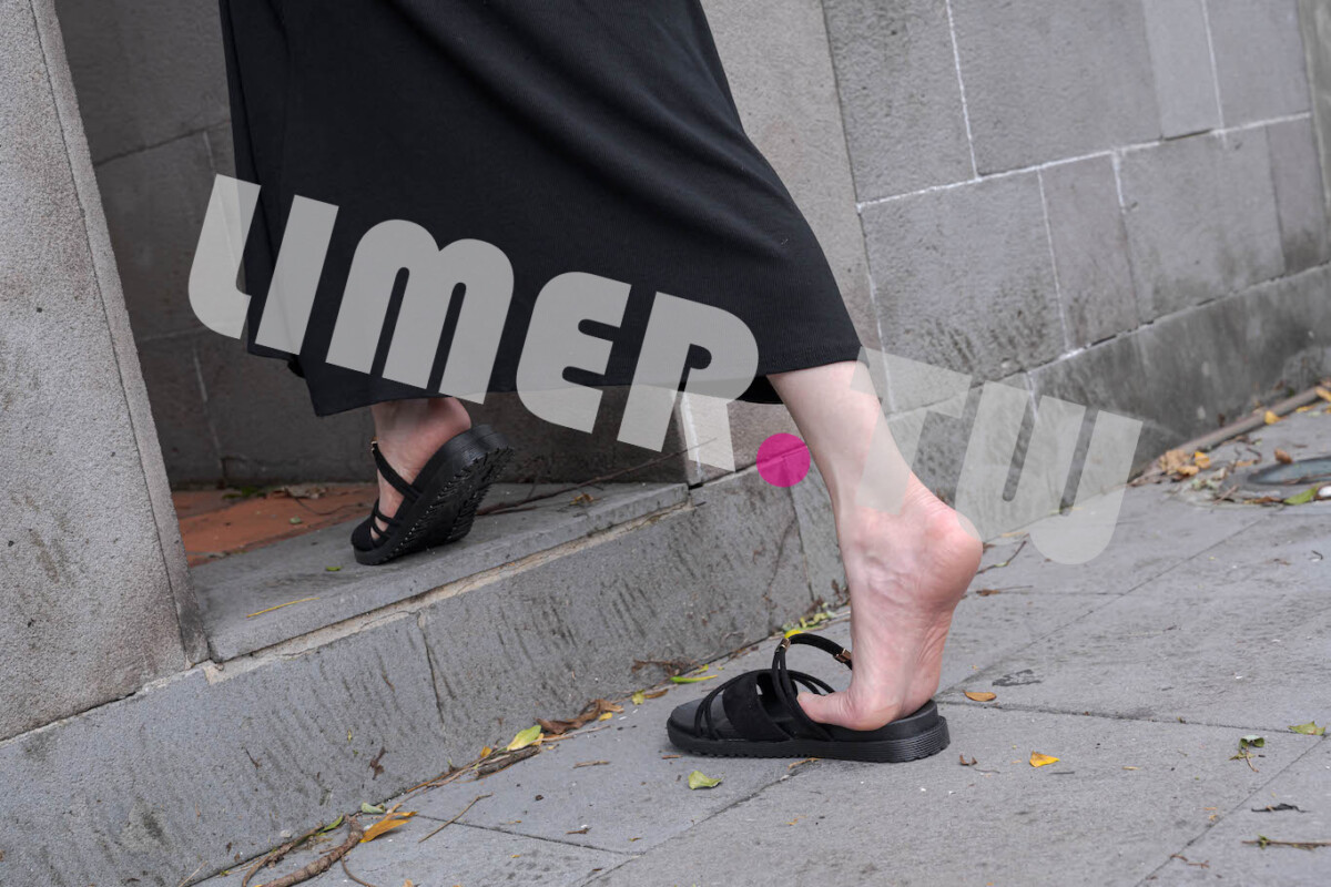 Mona 腳趾 腳底 腳趾 高清影片 免費觀看- Limerence Mona