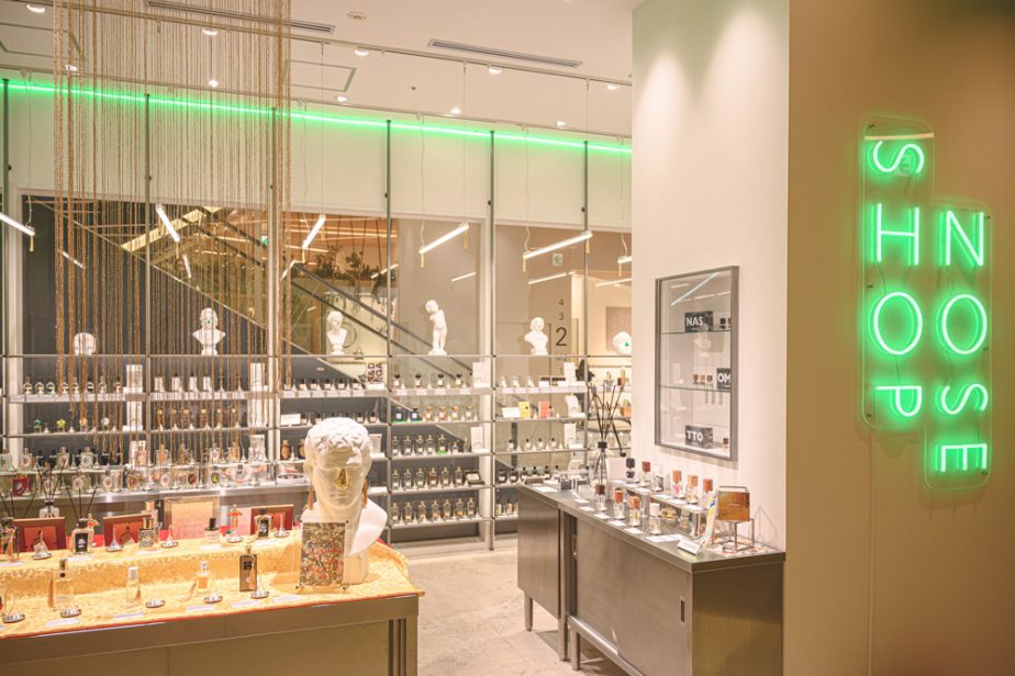 newTOKYO（ニュートーキョー） | 【噂の精子香水も!?】横にいられると思い出される男になりたい♡「NOSE SHOP」で見つけた、“秋 ...