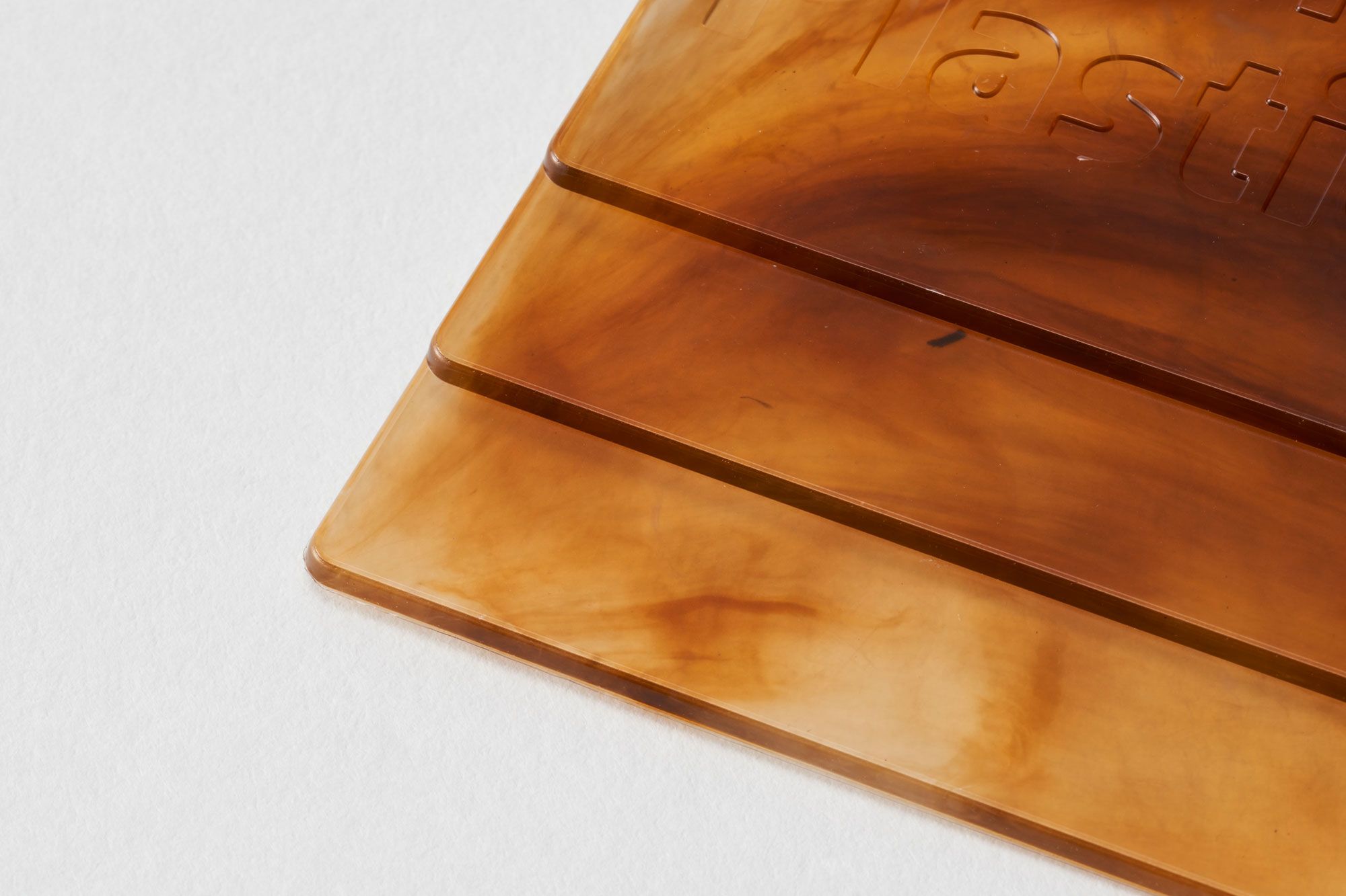 Parallel Plastics | プラスチック製品再生サービス - Parallel Plastics | 不要な製品を、つかうプロダクトへ