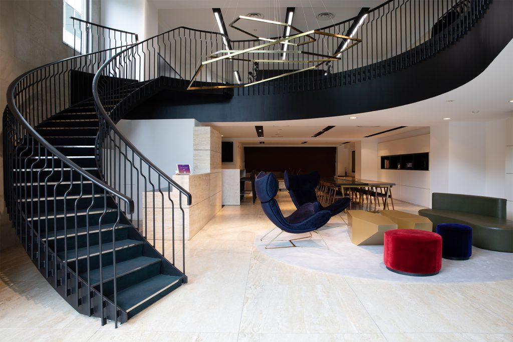 INSTYLE GROUP / インスタイルグループ